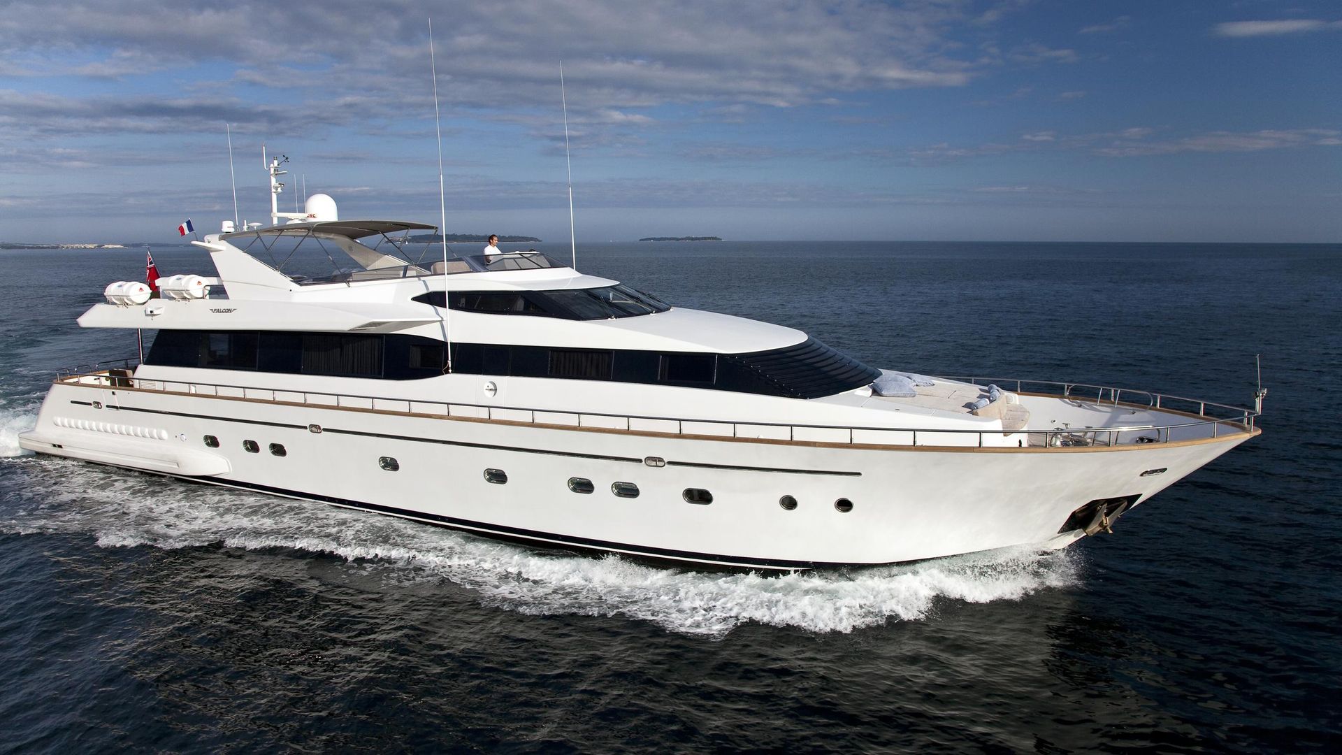 Synergy yacht (Falcon Yachts, 30.7m, 2003)